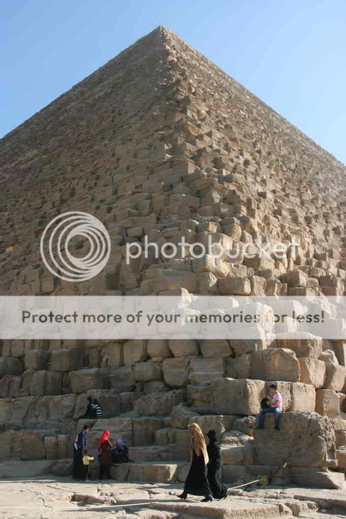 Pyramid Animated Gifs | Photobucket
